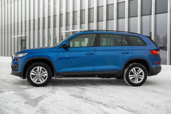 Blue Skoda Kodiaq 2023 in Vilnius, with an engine capacity of 1.97 L and mileage of 107 thousand km for 24450 €, photo 7 on AUTOMOTO.COM.LV