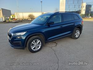 Zils Skoda Kodiaq 2023 Tallina, ar dzinēja tilpumu 1.50 L un nobraukumu 82 tūkst. km par 28900 €, foto 4 vietnē AUTOMOTO.COM.LV
