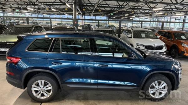 Zils Skoda Kodiaq 2023 Rīga, ar dzinēja tilpumu 2.00 L un nobraukumu 62 tūkst. km par 27900 €, foto 5 vietnē AUTOMOTO.COM.LV