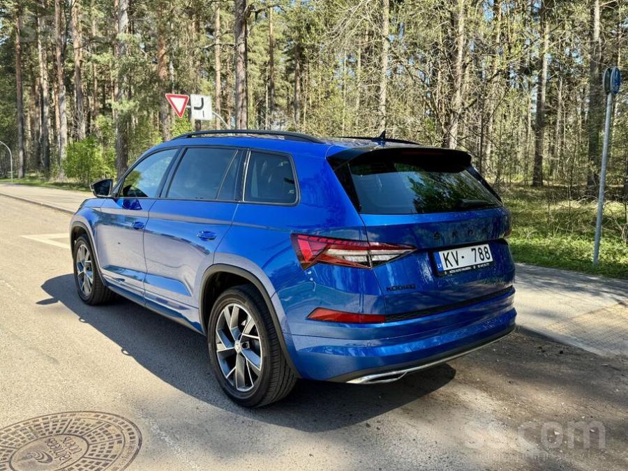 Синий Шкода Kodiaq 2023 в Валмиера, объемом двигателя 1.50 л и пробегом 37 тыс. км за 32500 €, фото 3 на AUTOMOTO.COM.LV