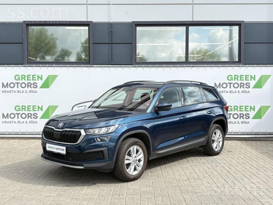 Синий Шкода Kodiaq 2023 в Рига, объемом двигателя 2.00 л и пробегом 184 тыс. км за 23500 €, фото 1 на AUTOMOTO.COM.LV