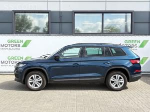 Синий Шкода Kodiaq 2023 в Рига, объемом двигателя 2.00 л и пробегом 184 тыс. км за 23500 €, фото 4 на AUTOMOTO.COM.LV