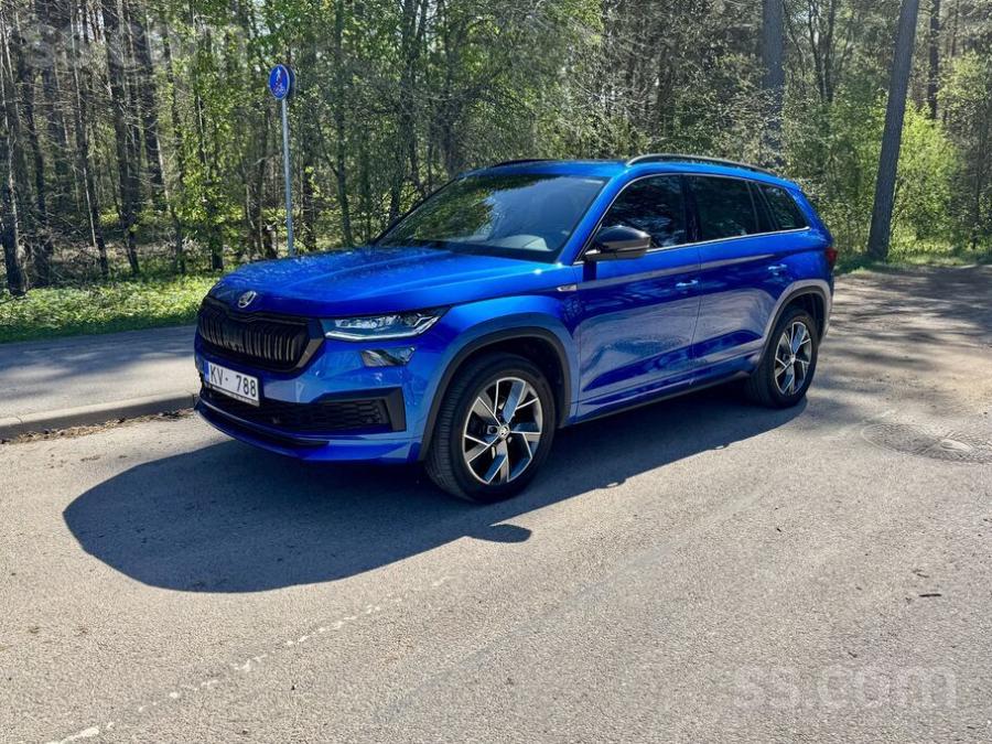 Синий Шкода Kodiaq 2023 в Валмиера, объемом двигателя 1.50 л и пробегом 39 тыс. км за 29450 €, фото 1 на AUTOMOTO.COM.LV