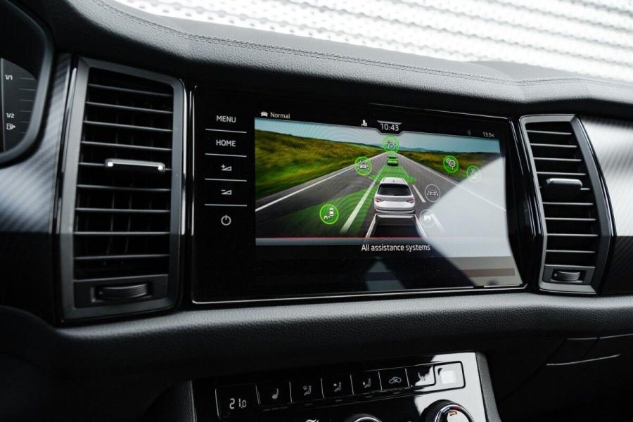 Zils Skoda Kodiaq 2023 Mārupe, ar dzinēja tilpumu 2.00 L un nobraukumu 131 tūkst. km par 31650 €, foto 23 vietnē AUTOMOTO.COM.LV