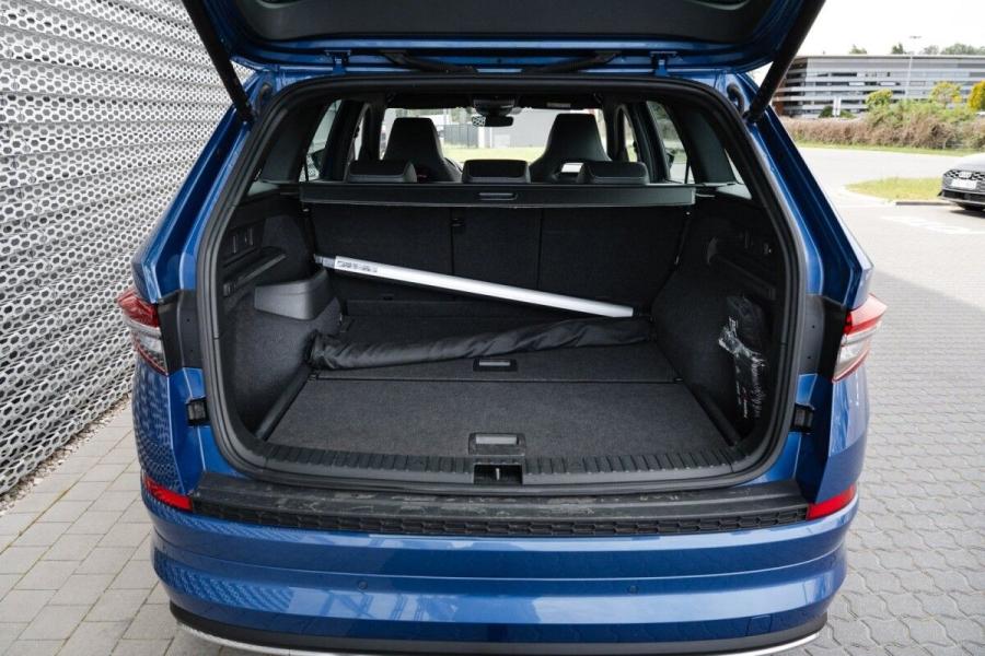 Zils Skoda Kodiaq 2023 Mārupe, ar dzinēja tilpumu 2.00 L un nobraukumu 131 tūkst. km par 31650 €, foto 34 vietnē AUTOMOTO.COM.LV