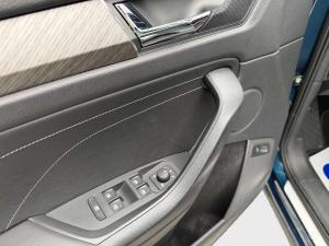 Синий Шкода Kodiaq 2023 в Каунас, объемом двигателя 1.97 л и пробегом 167 тыс. км за 24926 €, фото 12 на AUTOMOTO.COM.LV