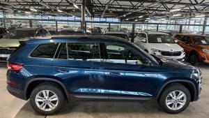 Blue Skoda Kodiaq 2023 in Riga, with an engine capacity of 2.00 L and mileage of 62 thousand km for 2790000 €, photo 5 on AUTOMOTO.COM.LV