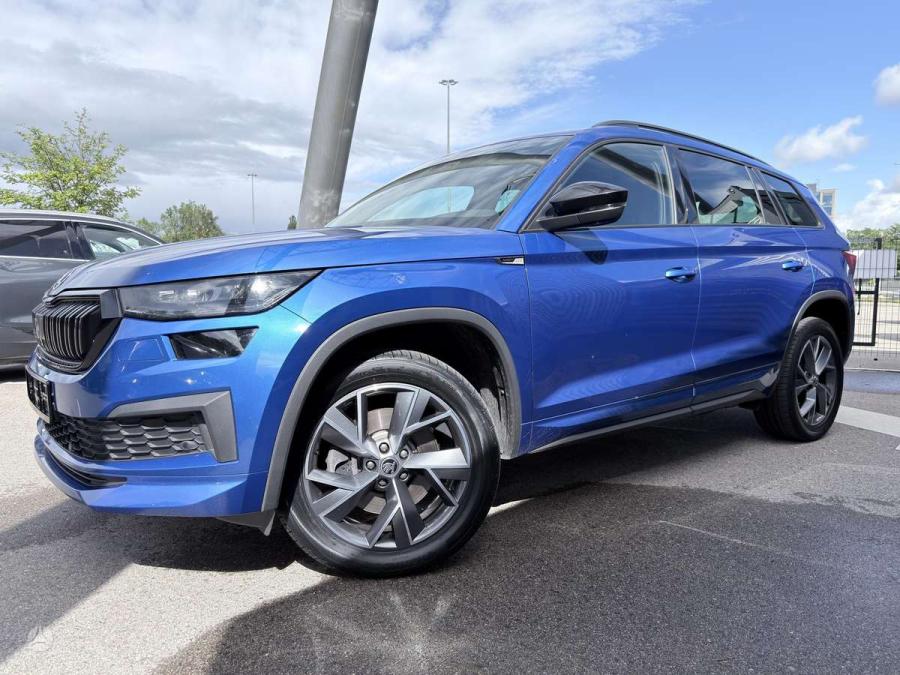 Blue Skoda Kodiaq 2023 in Vilnius, with an engine capacity of 1.97 L and mileage of 121 thousand km for 28800 €, photo 1 on AUTOMOTO.COM.LV