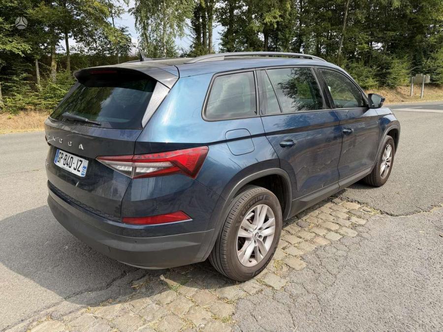 Blue Skoda Kodiaq 2023 in Taurage, with an engine capacity of 2.00 L and mileage of 317 thousand km for 17900 €, photo 5 on AUTOMOTO.COM.LV