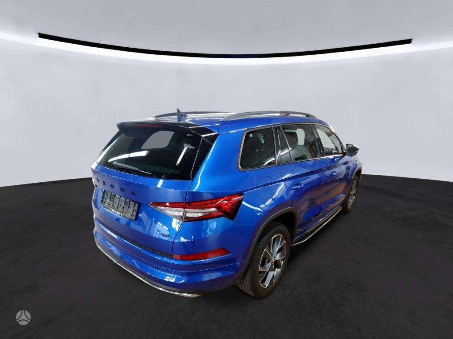 Blue Skoda Kodiaq 2023 in Vilnius, with an engine capacity of 1.97 L and mileage of 216 thousand km for 25400 €, photo 4 on AUTOMOTO.COM.LV