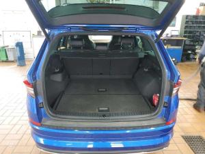 Blue Skoda Kodiaq 2023 in Vilnius, with an engine capacity of 1.97 L and mileage of 216 thousand km for 25400 €, photo 9 on AUTOMOTO.COM.LV