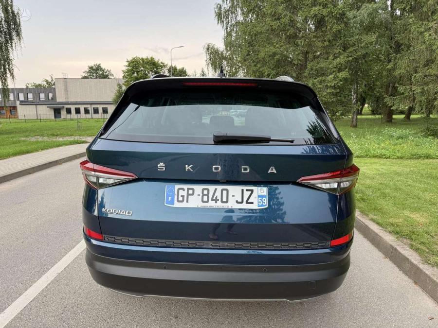 Синий Шкода Kodiaq 2023 в Таураге, объемом двигателя 1.97 л и пробегом 317 тыс. км за 17900 €, фото 7 на AUTOMOTO.COM.LV