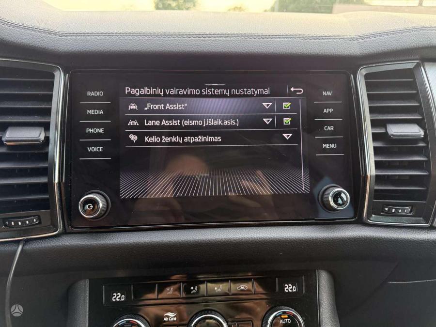 Синий Шкода Kodiaq 2023 в Таураге, объемом двигателя 1.97 л и пробегом 317 тыс. км за 17900 €, фото 27 на AUTOMOTO.COM.LV
