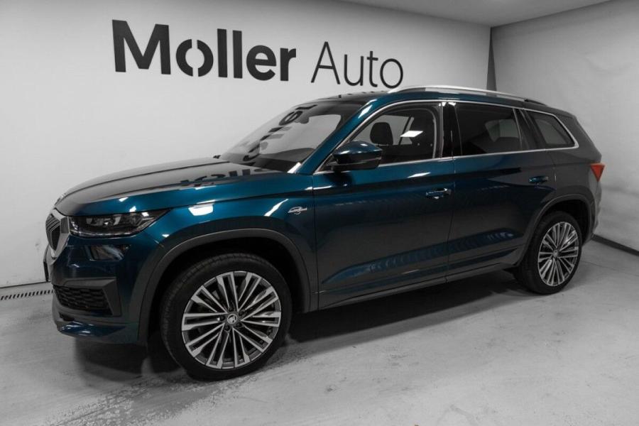 Blue Skoda Kodiaq 2023 in Vilnius, with an engine capacity of 2.00 L and mileage of 148 thousand km for 31950 €, photo 3 on AUTOMOTO.COM.LV