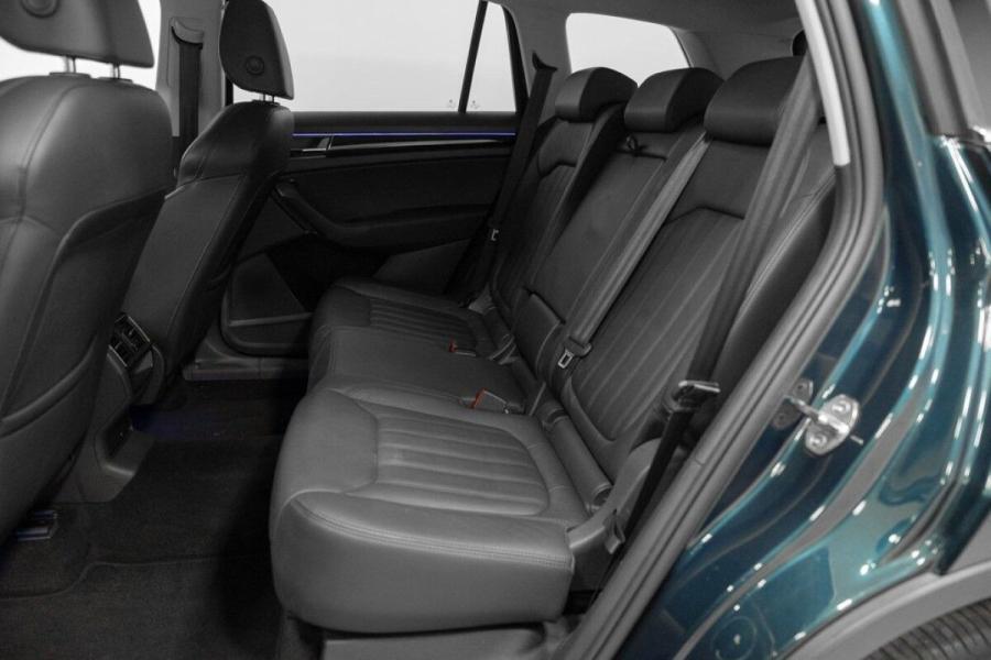 Blue Skoda Kodiaq 2023 in Vilnius, with an engine capacity of 2.00 L and mileage of 148 thousand km for 31950 €, photo 8 on AUTOMOTO.COM.LV