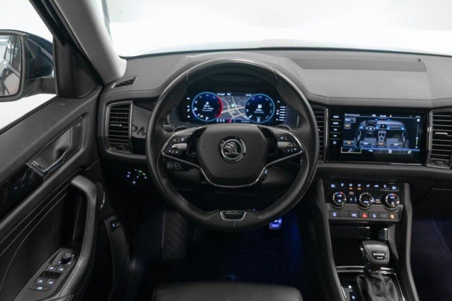 Blue Skoda Kodiaq 2023 in Vilnius, with an engine capacity of 2.00 L and mileage of 148 thousand km for 31950 €, photo 12 on AUTOMOTO.COM.LV