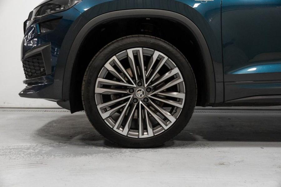 Blue Skoda Kodiaq 2023 in Vilnius, with an engine capacity of 2.00 L and mileage of 148 thousand km for 31950 €, photo 27 on AUTOMOTO.COM.LV