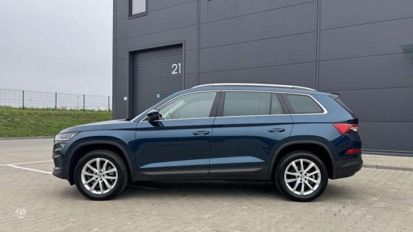 Blue Skoda Kodiaq 2023 in Vilnius, with an engine capacity of 1.97 L and mileage of 189 thousand km for 25300 €, photo 9 on AUTOMOTO.COM.LV
