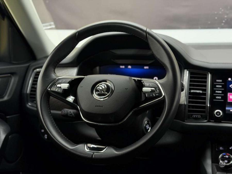 Синий Шкода Kodiaq 2023 в Вильнюс, объемом двигателя 1.98 л и пробегом 95 тыс. км за 34350 €, фото 18 на AUTOMOTO.COM.LV
