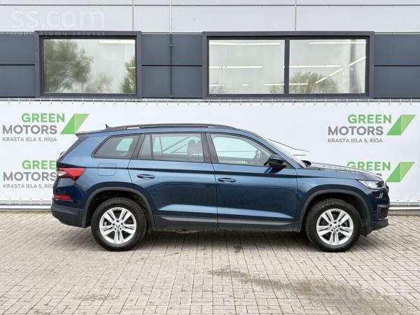 Синий Шкода Kodiaq 2023 в Рига, объемом двигателя 2.00 л и пробегом 183 тыс. км за 22900 €, фото 6 на AUTOMOTO.COM.LV