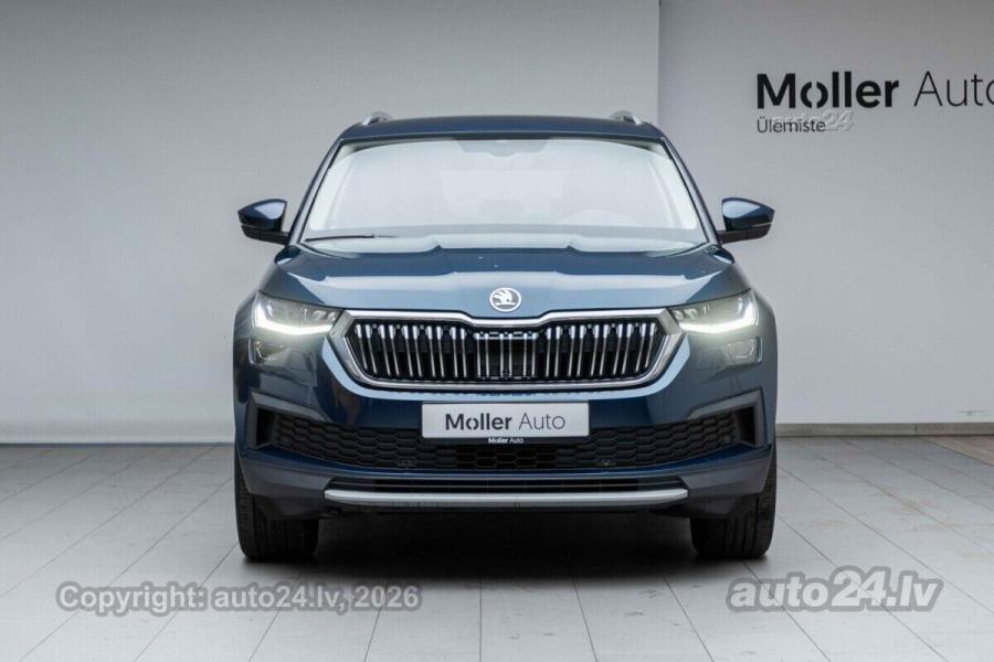 Синий Шкода Kodiaq 2023 в Таллин, объемом двигателя 2.00 л и пробегом 135 тыс. км за 26450 €, фото 4 на AUTOMOTO.COM.LV