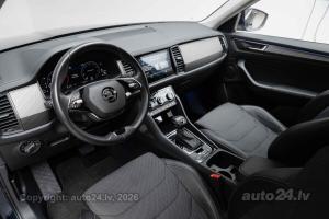 Синий Шкода Kodiaq 2023 в Таллин, объемом двигателя 2.00 л и пробегом 135 тыс. км за 26450 €, фото 8 на AUTOMOTO.COM.LV