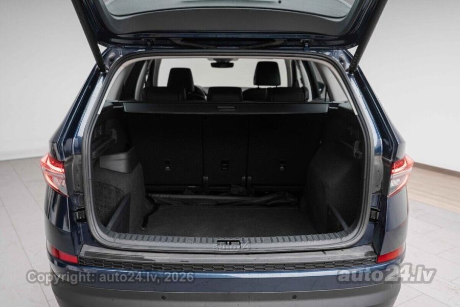 Синий Шкода Kodiaq 2023 в Таллин, объемом двигателя 2.00 л и пробегом 135 тыс. км за 26450 €, фото 14 на AUTOMOTO.COM.LV