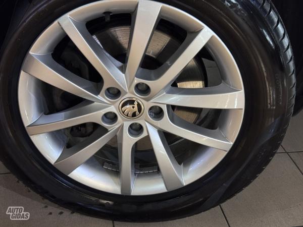 Zils Skoda Kodiaq 2024 Avižieniai, ar dzinēja tilpumu 2.00 L un nobraukumu 83 tūkst. km par 32950 €, foto 5 vietnē AUTOMOTO.COM.LV