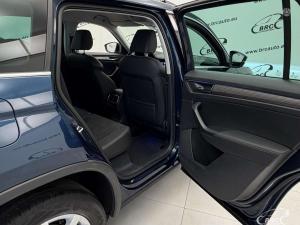 Blue Skoda Kodiaq 2024 in Vilnius, with an engine capacity of 1.97 L and mileage of 51 thousand km for 32500 €, photo 14 on AUTOMOTO.COM.LV