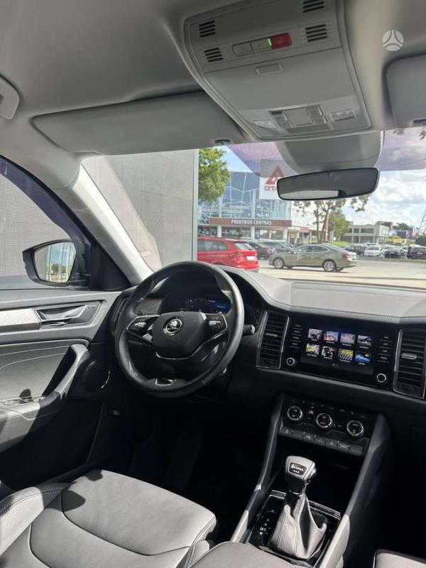 Zils Skoda Kodiaq 2024 Klaipėda, ar dzinēja tilpumu 1.97 L un nobraukumu 42 tūkst. km par 36800 €, foto 5 vietnē AUTOMOTO.COM.LV