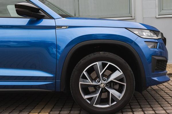 Zils Skoda Kodiaq 2024 Ventspils, ar dzinēja tilpumu 2.00 L un nobraukumu 69 tūkst. km par 34850 €, foto 10 vietnē AUTOMOTO.COM.LV