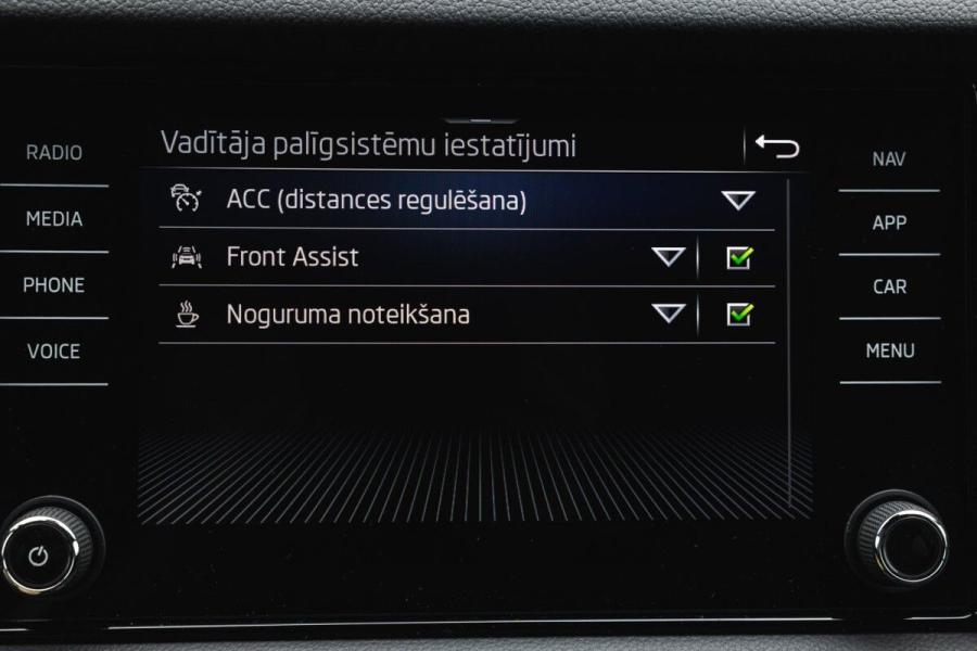 Zils Skoda Kodiaq 2024 Ventspils, ar dzinēja tilpumu 2.00 L un nobraukumu 69 tūkst. km par 34850 €, foto 26 vietnē AUTOMOTO.COM.LV