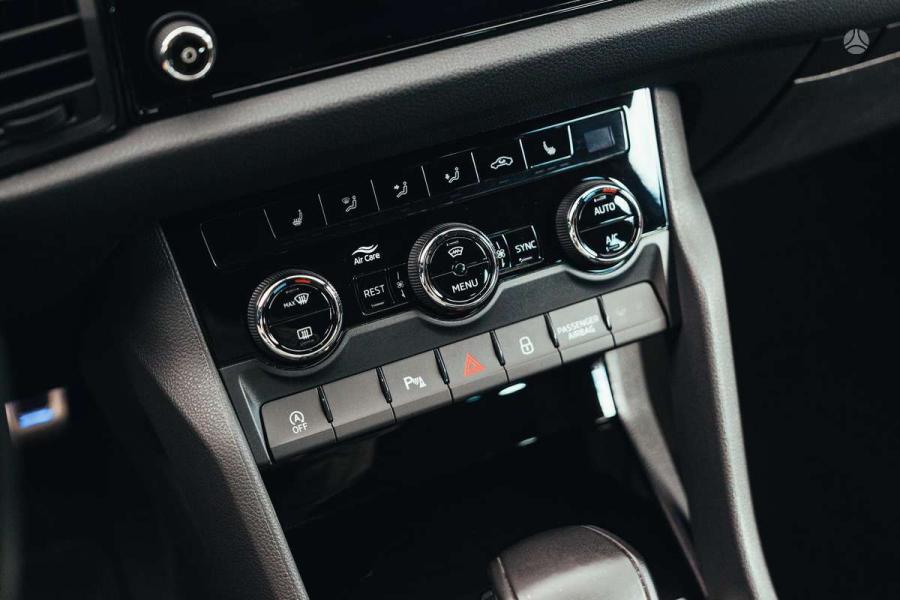 Синий Шкода Kodiaq 2024 в Вильнюс, объемом двигателя 1.98 л и пробегом 49 тыс. км за 34600 €, фото 28 на AUTOMOTO.COM.LV