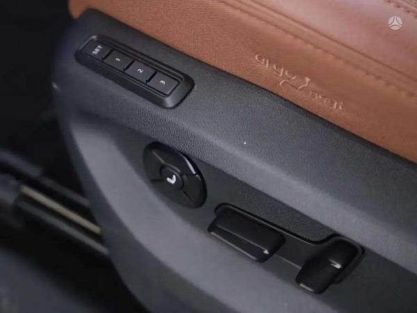 Zils Skoda Kodiaq 2025 Viļņa, ar dzinēja tilpumu 1.50 L un nobraukumu 40 tūkst. km par 44000 €, foto 10 vietnē AUTOMOTO.COM.LV