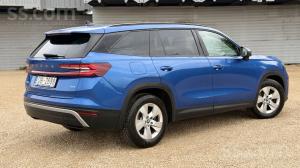 Синий Шкода Kodiaq 2025 в Рига, объемом двигателя 2.00 л и пробегом 51 тыс. км за 33200 €, фото 5 на AUTOMOTO.COM.LV