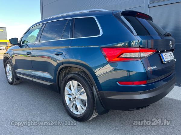Zils Skoda Kodiaq 2017 Kuresāre, ar dzinēja tilpumu 2.00 L un nobraukumu 279 tūkst. km par 13990 €, foto 3 vietnē AUTOMOTO.COM.LV