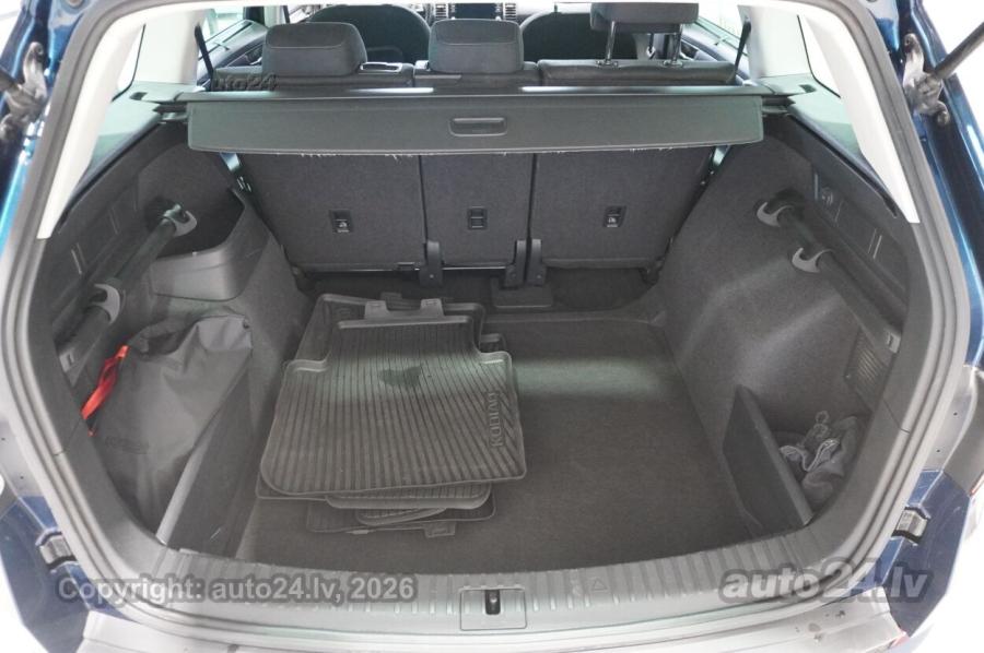 Blue Skoda Kodiaq 2018 in Tallinn, with an engine capacity of 1.40 L and mileage of 92 thousand km for 19900 €, photo 7 on AUTOMOTO.COM.LV
