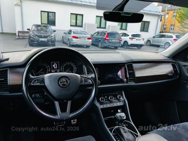 Синий Шкода Kodiaq 2018 в Таллин, объемом двигателя 2.00 л и пробегом 299 тыс. км за 16000 €, фото 8 на AUTOMOTO.COM.LV