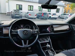 Синий Шкода Kodiaq 2018 в Таллин, объемом двигателя 2.00 л и пробегом 299 тыс. км за 16000 €, фото 9 на AUTOMOTO.COM.LV