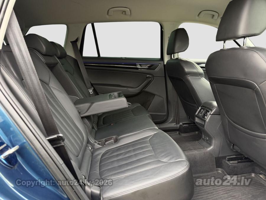 Zils Skoda Kodiaq 2018 Pērnava, ar dzinēja tilpumu 1.50 L un nobraukumu 73 tūkst. km par 22900 €, foto 7 vietnē AUTOMOTO.COM.LV