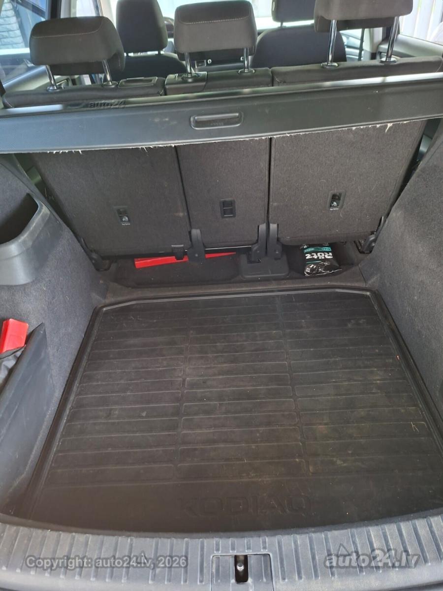 Blue Skoda Kodiaq 2019 in Tallinn, with an engine capacity of 1.50 L and mileage of 180 thousand km for 16999 €, photo 8 on AUTOMOTO.COM.LV