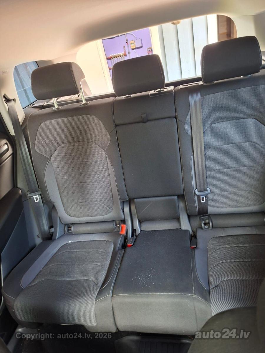 Blue Skoda Kodiaq 2019 in Tallinn, with an engine capacity of 1.50 L and mileage of 180 thousand km for 16999 €, photo 14 on AUTOMOTO.COM.LV