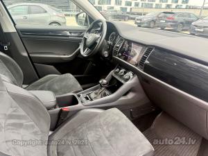 Синий Шкода Kodiaq 2019 в Таллин, объемом двигателя 2.00 л и пробегом 98 тыс. км за 23990 €, фото 13 на AUTOMOTO.COM.LV