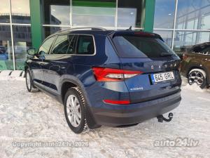 Zils Skoda Kodiaq 2021 Tartu, ar dzinēja tilpumu 2.00 L un nobraukumu 67 tūkst. km par 26990 €, foto 2 vietnē AUTOMOTO.COM.LV