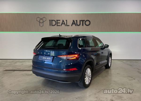 Zils Skoda Kodiaq 2021 Tallina, ar dzinēja tilpumu 2.00 L un nobraukumu 63 tūkst. km par 28990 €, foto 4 vietnē AUTOMOTO.COM.LV