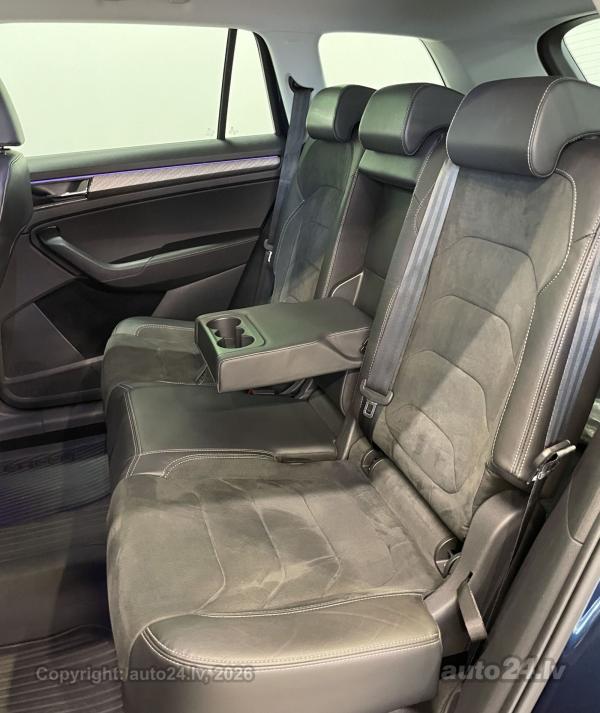 Zils Skoda Kodiaq 2021 Tallina, ar dzinēja tilpumu 2.00 L un nobraukumu 63 tūkst. km par 28990 €, foto 8 vietnē AUTOMOTO.COM.LV