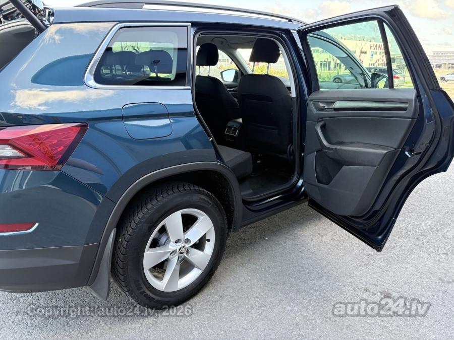 Zils Skoda Kodiaq 2021 Tartu, ar dzinēja tilpumu 1.50 L un nobraukumu 105 tūkst. km par 18990 €, foto 16 vietnē AUTOMOTO.COM.LV
