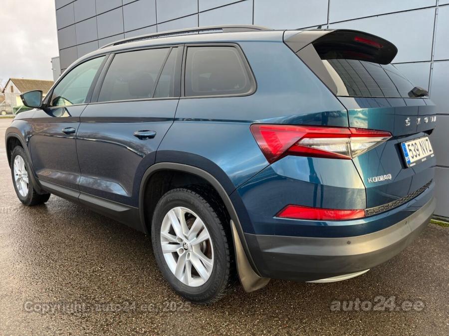 Zils Skoda Kodiaq 2022 Kuresāre, ar dzinēja tilpumu 1.50 L un nobraukumu 52 tūkst. km par 22990 €, foto 4 vietnē AUTOMOTO.COM.LV