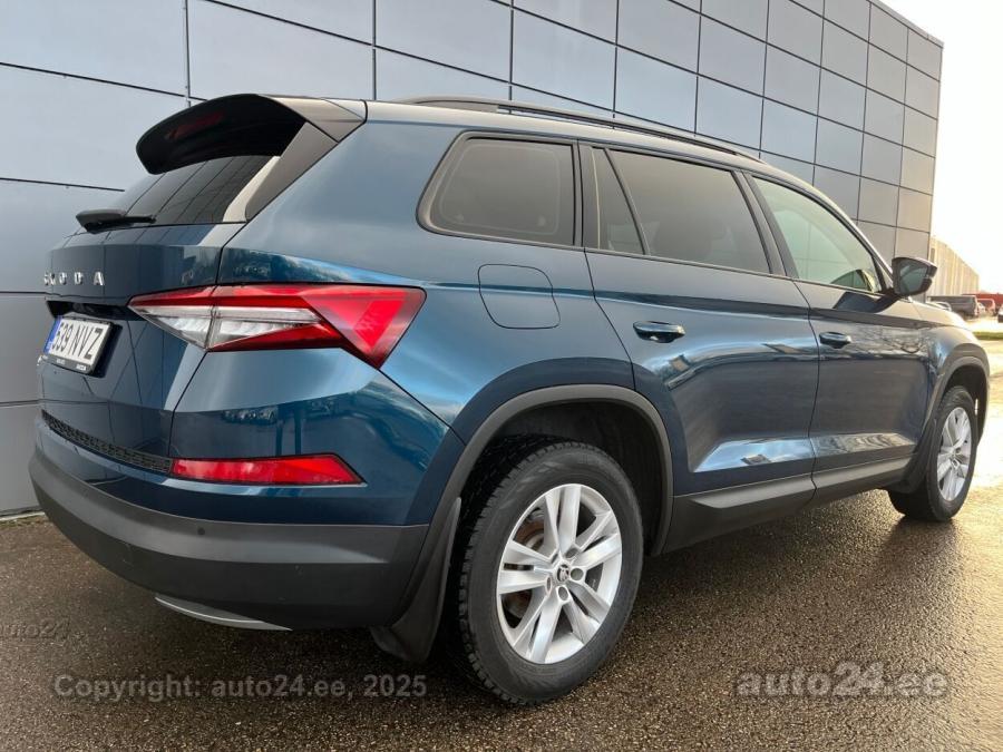 Zils Skoda Kodiaq 2022 Kuresāre, ar dzinēja tilpumu 1.50 L un nobraukumu 52 tūkst. km par 22990 €, foto 6 vietnē AUTOMOTO.COM.LV