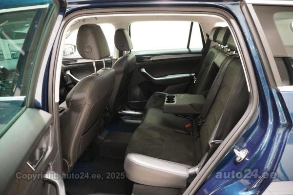 Zils Skoda Kodiaq 2023 Tallina, ar dzinēja tilpumu 2.00 L un nobraukumu 94 tūkst. km par 33500 €, foto 11 vietnē AUTOMOTO.COM.LV